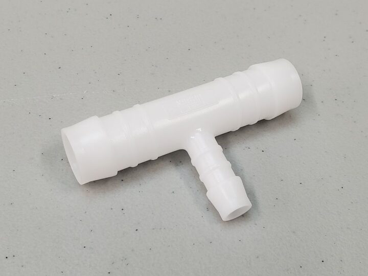 AC valve tee connector, NEW, 79-84